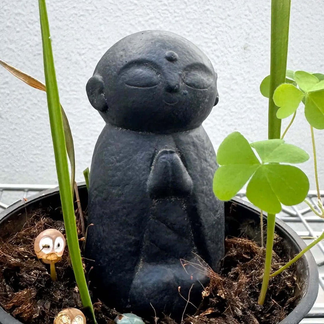 Zen Buddha Statue Stone Figurine Indoors And Outdoor Garden Statue – Zenify